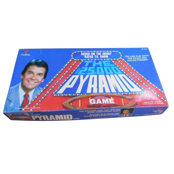 Cardinal | Games | Vintage 986 The 2500 Pyramid Game Cardinal 5050 ...